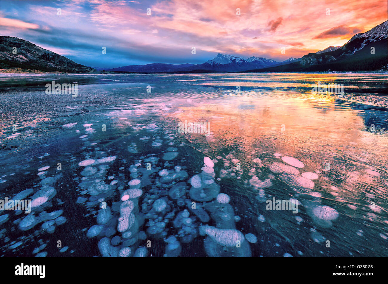 Abraham Lake Wallpaper