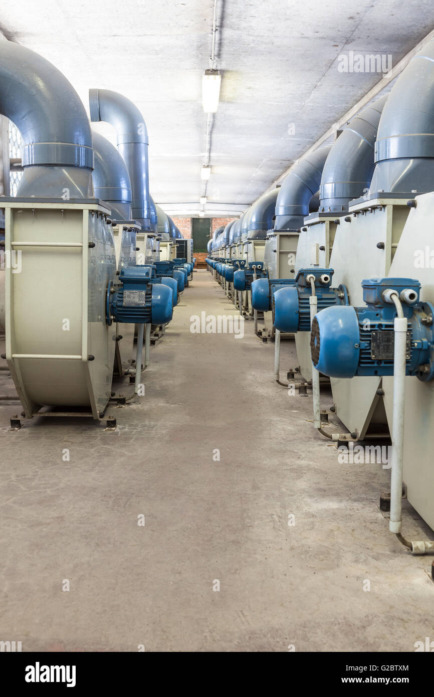 Extraction fan hi-res stock photography and images - Alamy