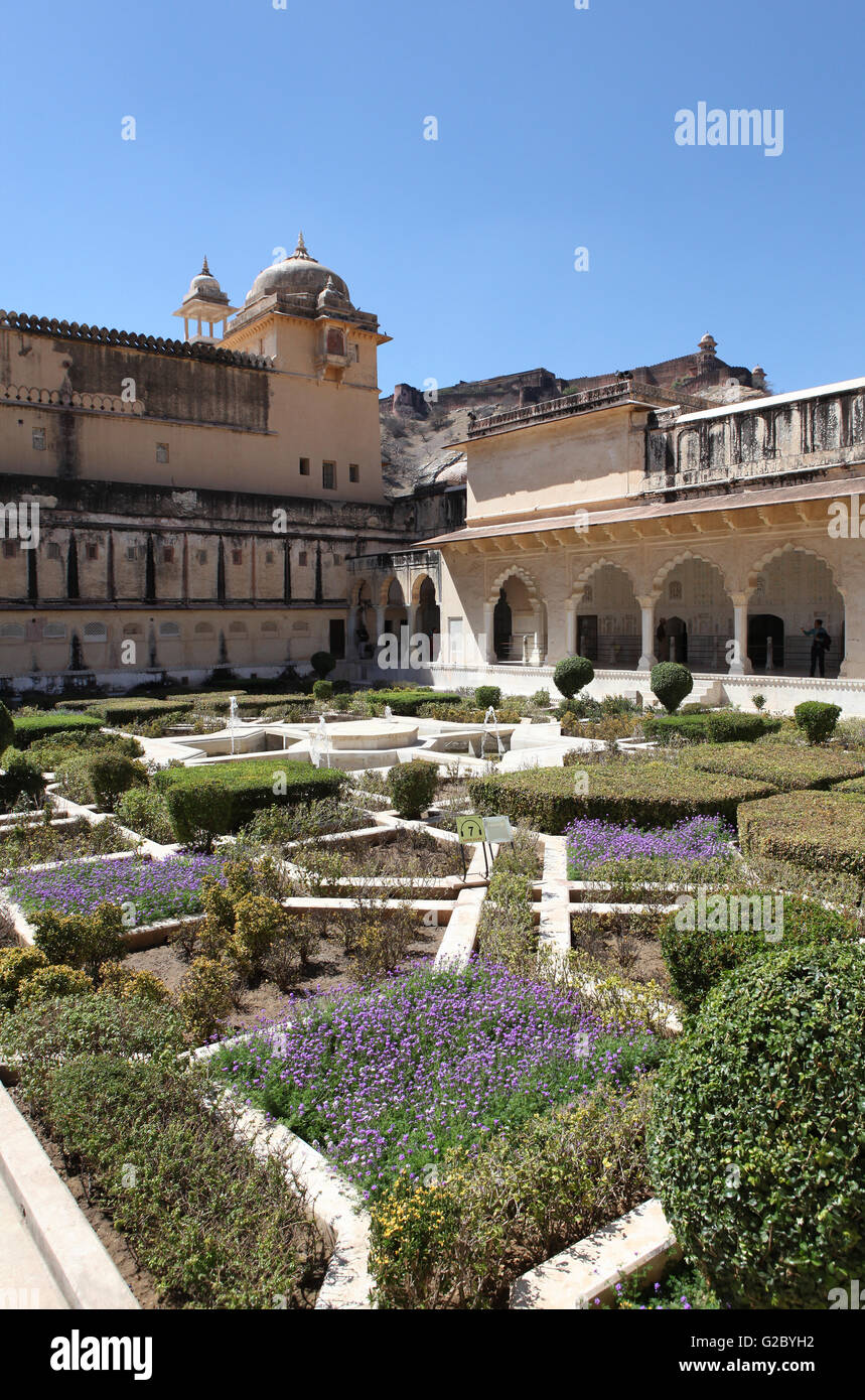 Courtyard of amber fort rajasthan india hi-res stock photography and ...