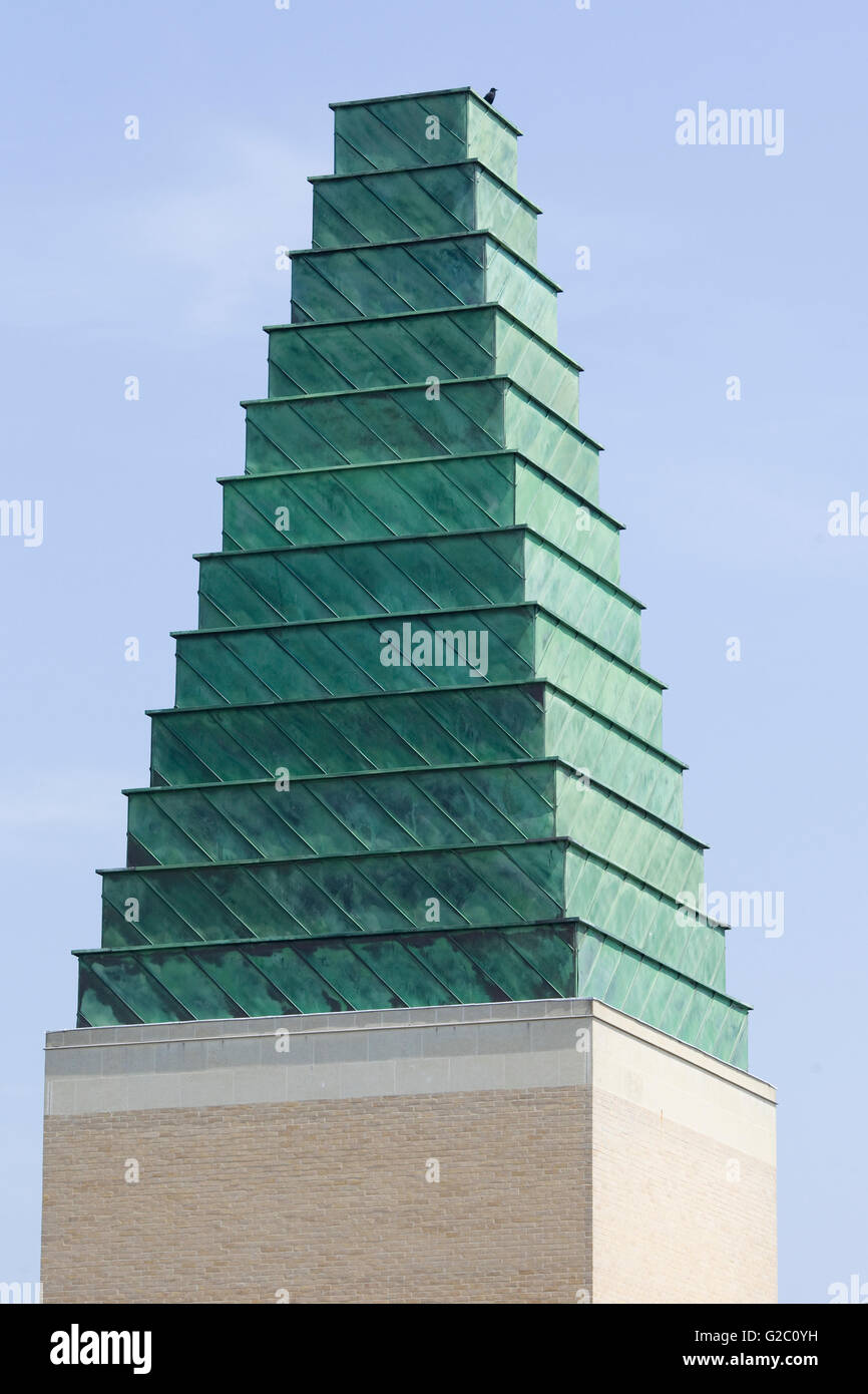 Ziggurat roof hi-res stock photography and images - Alamy