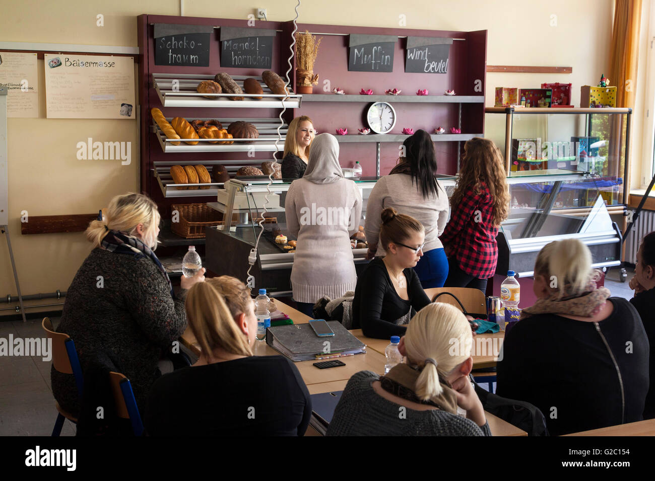 Instruction in the vocational school at the bakery counter in the ...