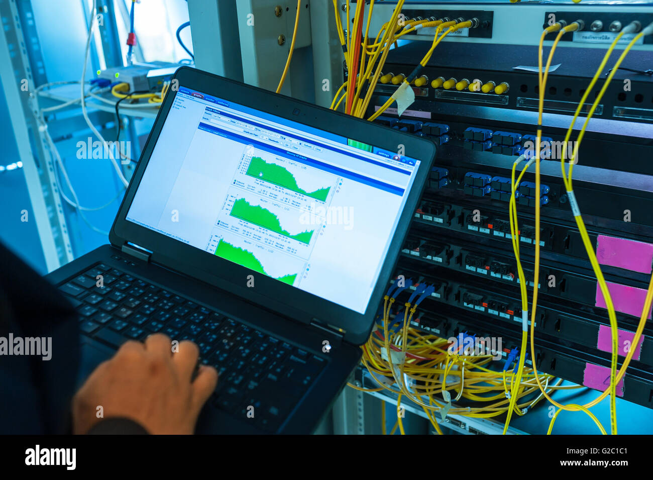 Fix network switch in data center room Stock Photo - Alamy Fix network switch in data center room Stock Photo - Alamy