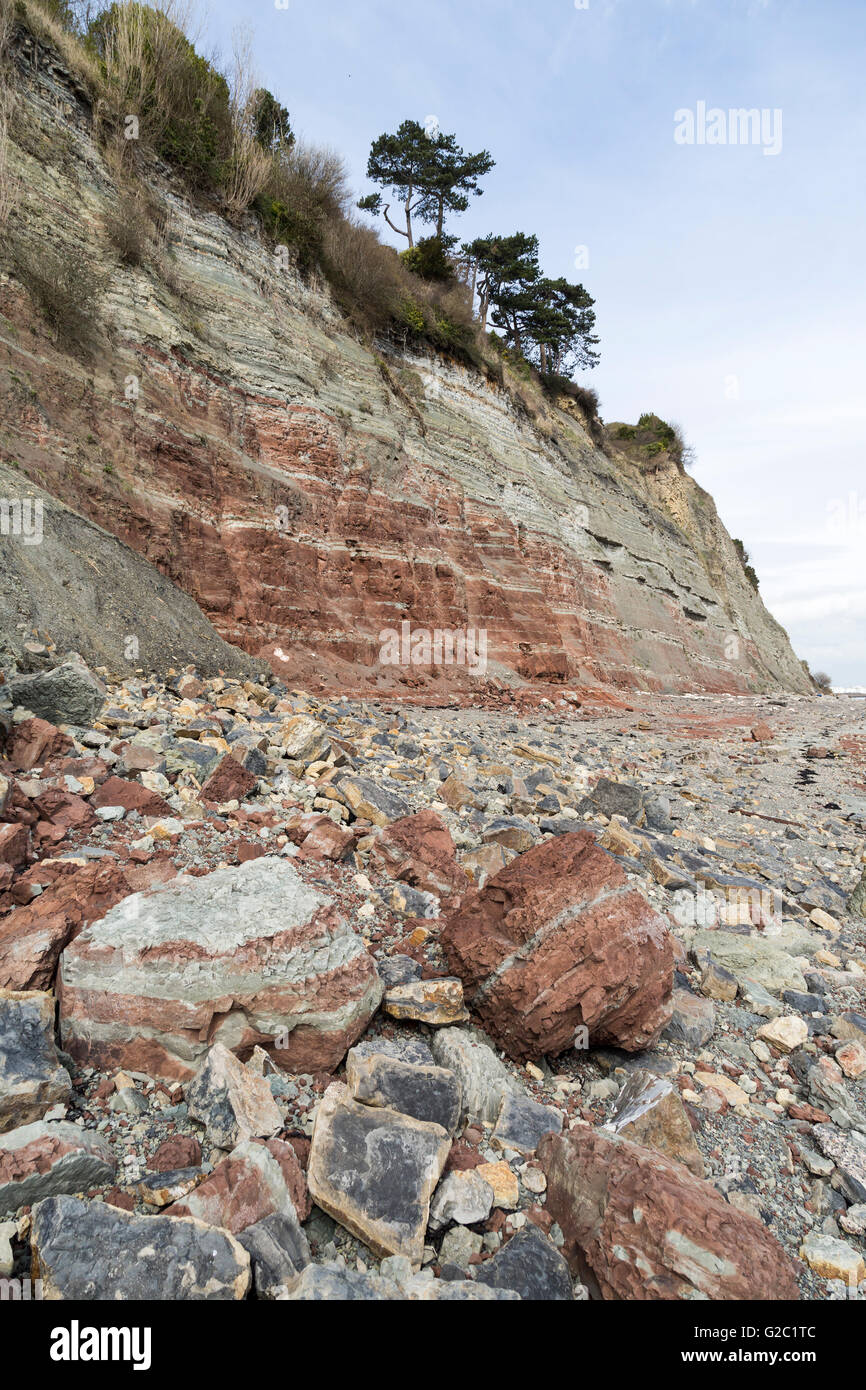 Danger erosion and falling rocks hi-res stock photography and images ...