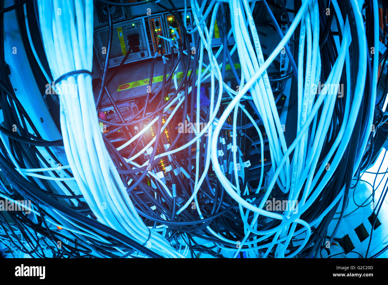 Data center monitor hi-res stock photography and images - Alamy