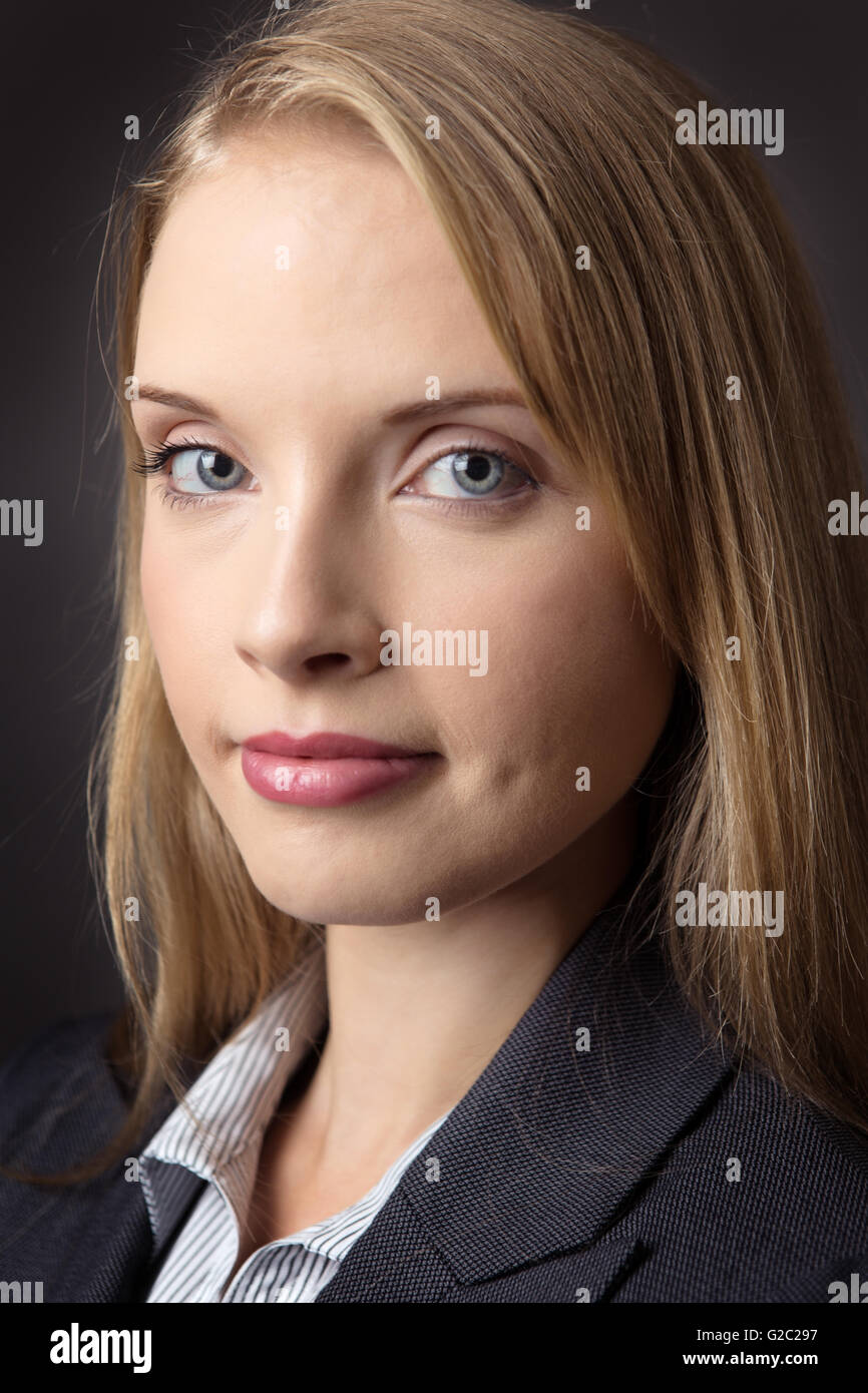 Smart business woman hi-res stock photography and images - Alamy
