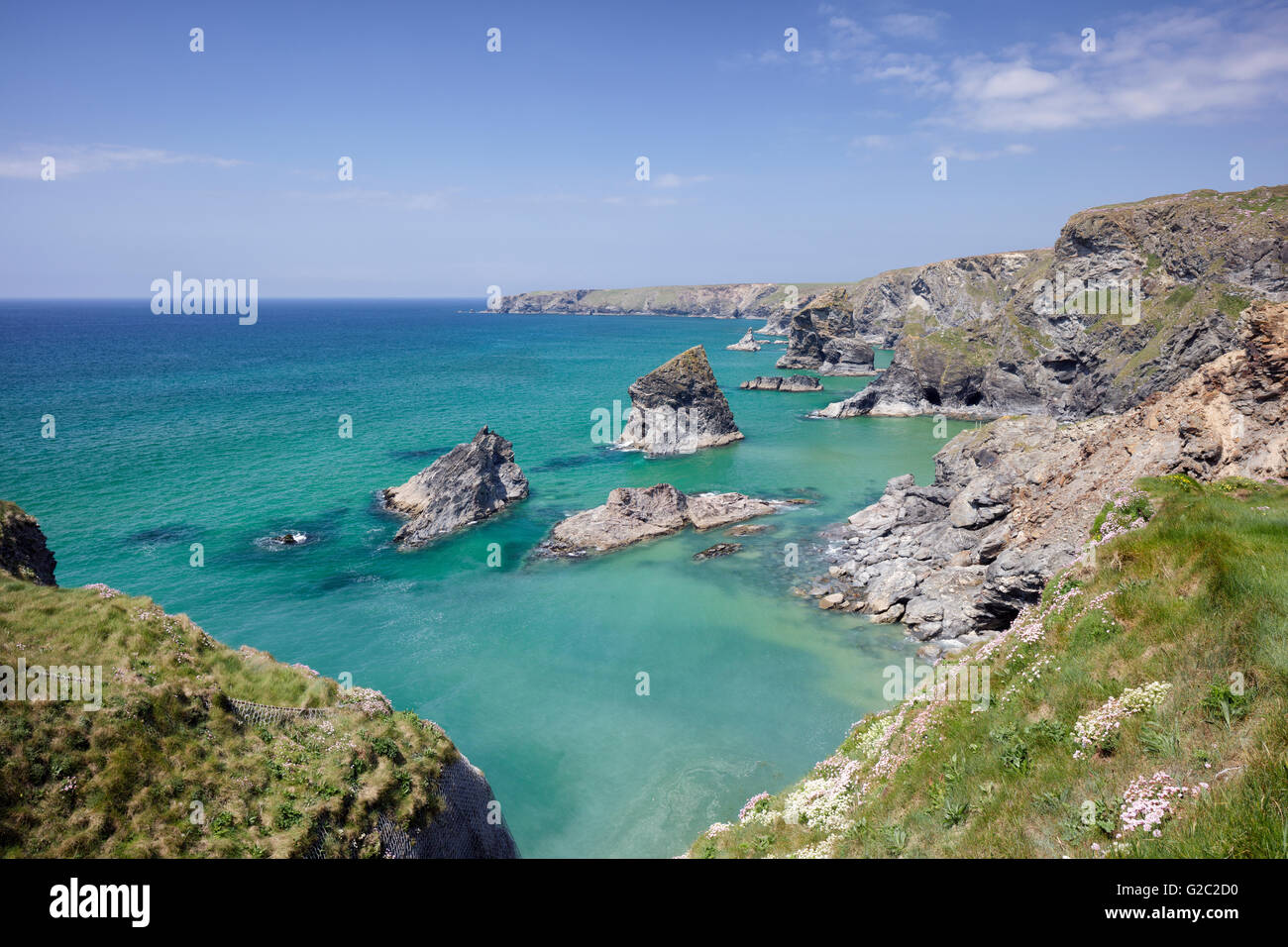 Rock stacks hi-res stock photography and images - Alamy