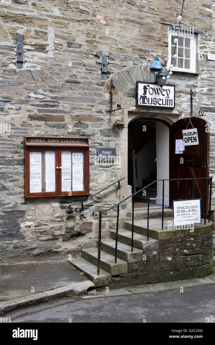 Fowey town hall hi-res stock photography and images - Alamy