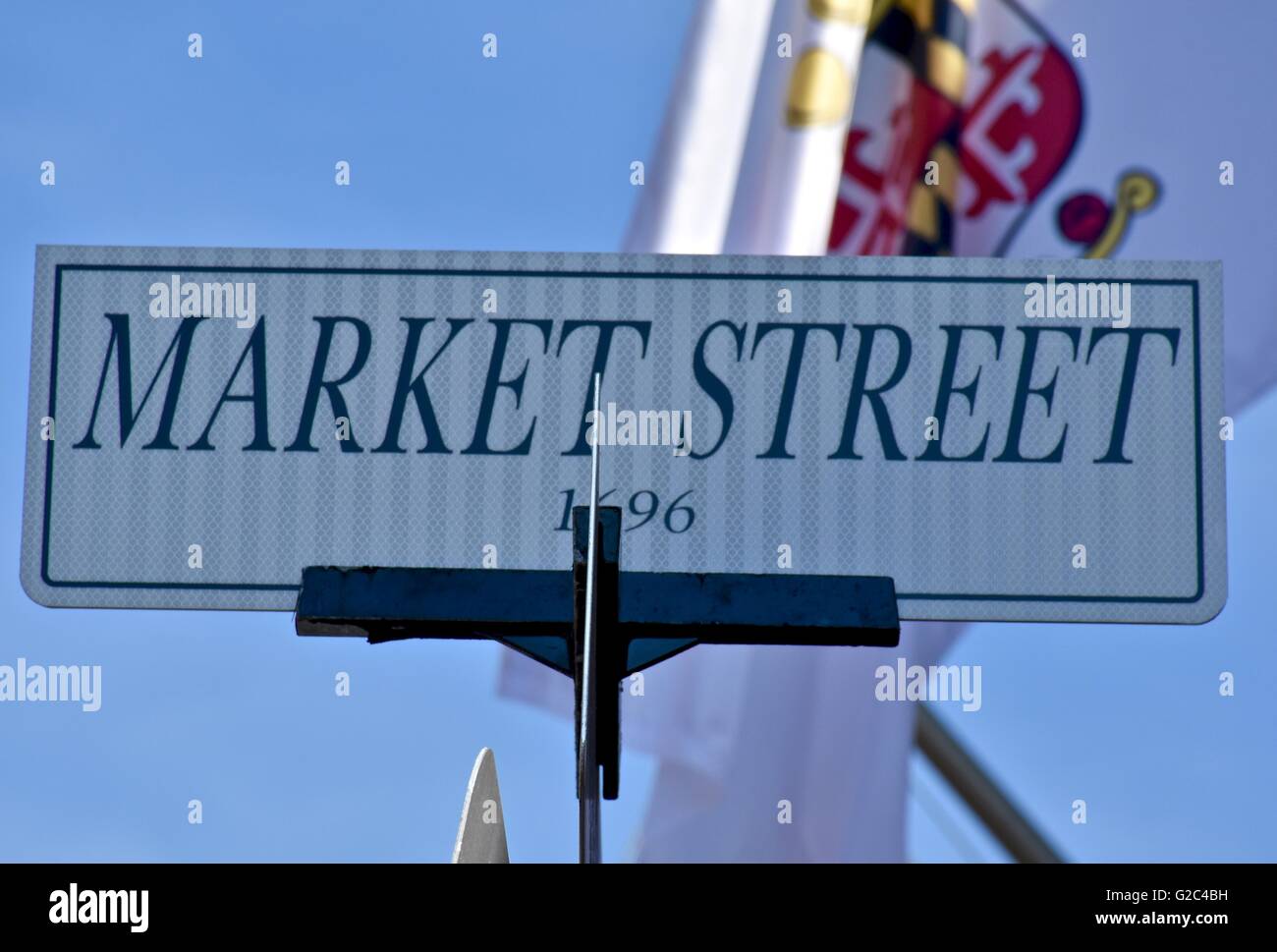 Sign with stock market hi-res stock photography and images - Alamy