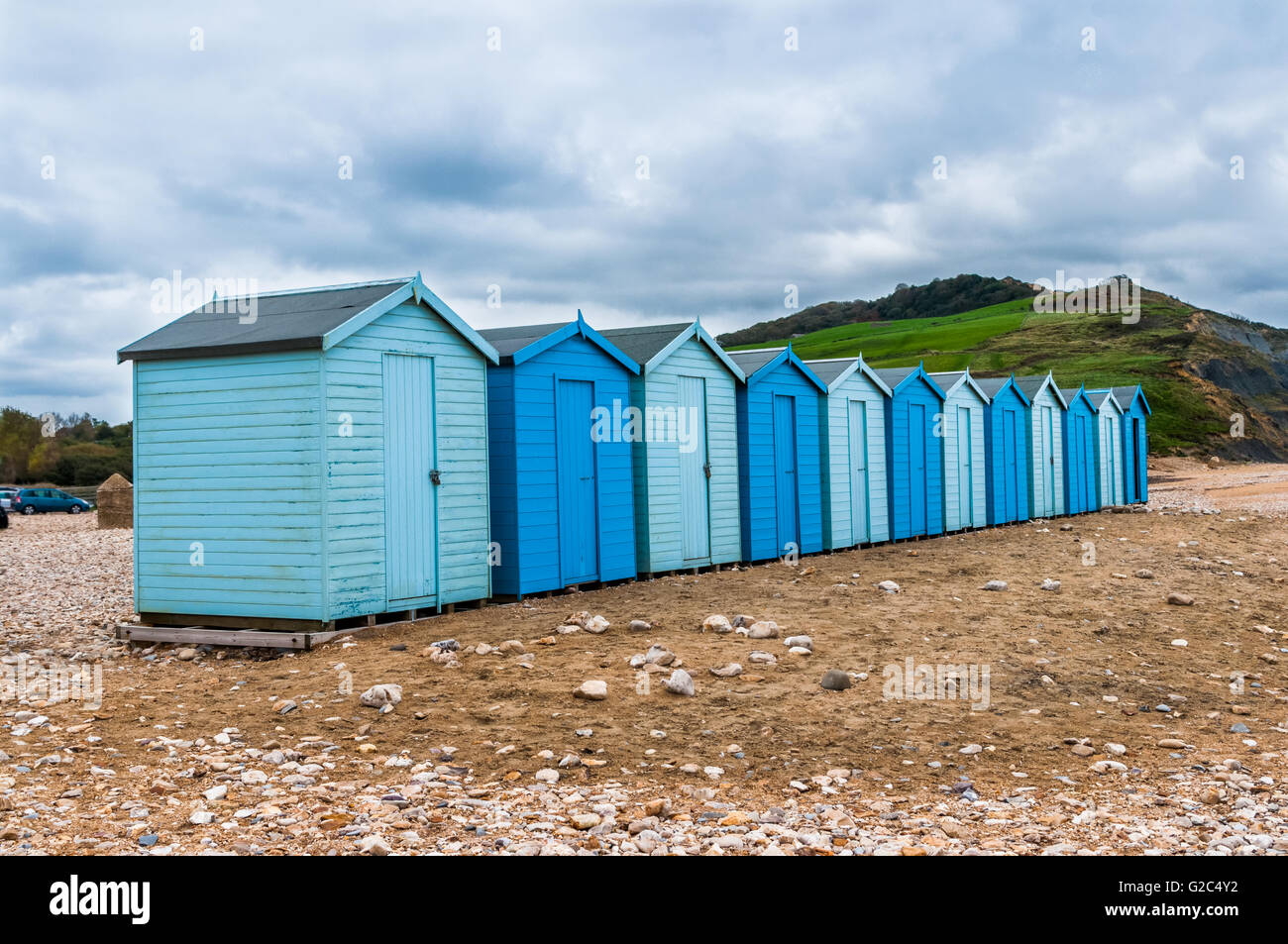 Blue beach huts on the diagonal Stock Photo - Alamy