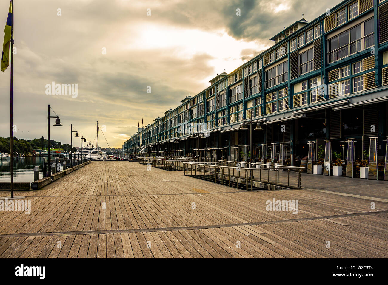 Woolloomooloo restaurants hi-res stock photography and images - Alamy
