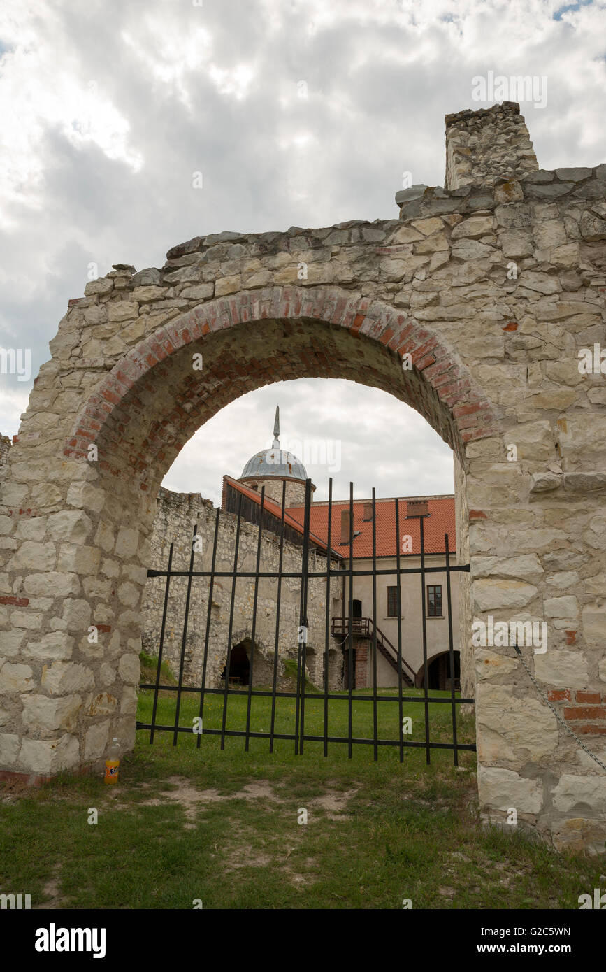 Castle in Janowiec, Poland Stock Photo - Alamy