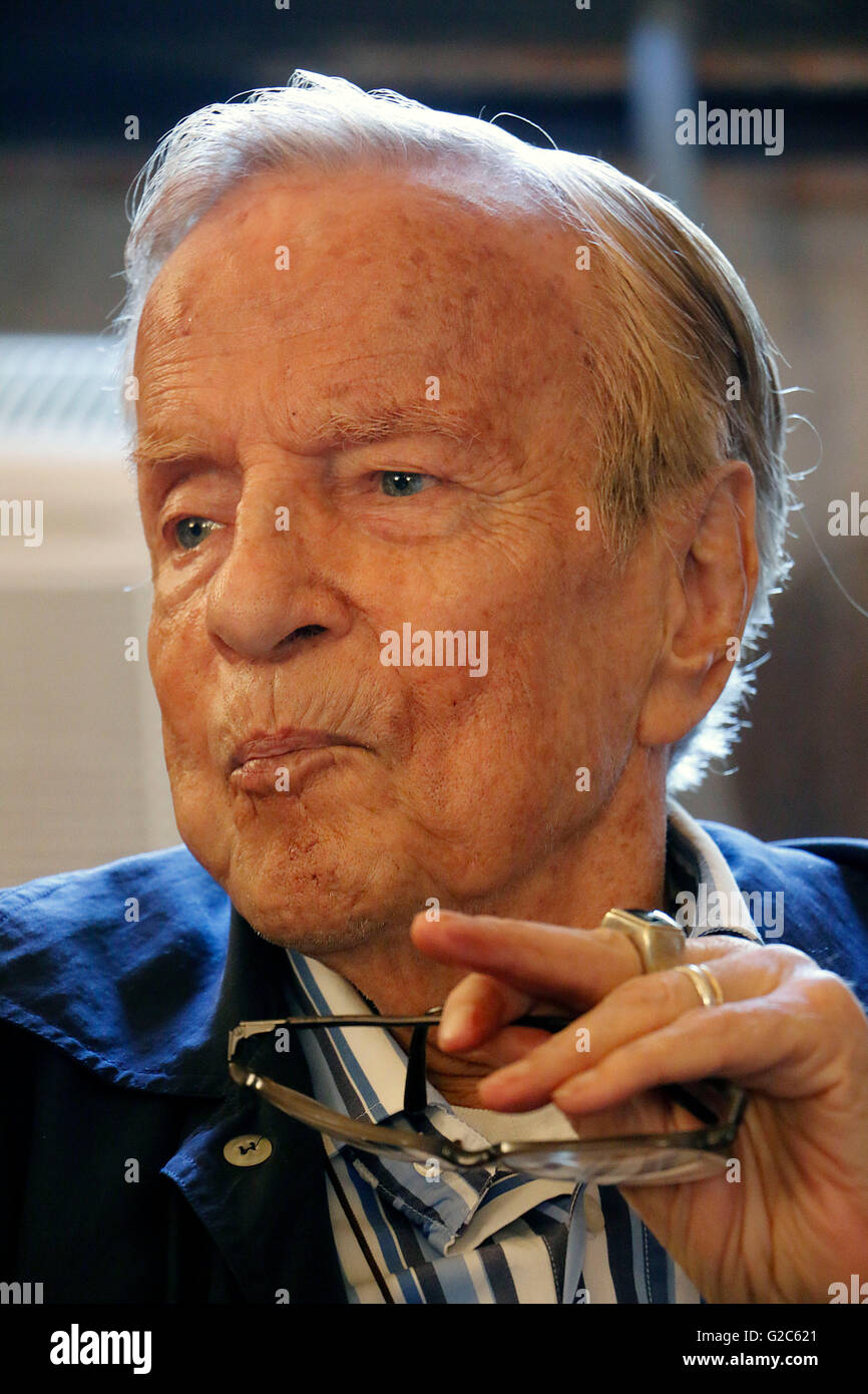 Franco zeffirelli hi-res stock photography and images - Alamy