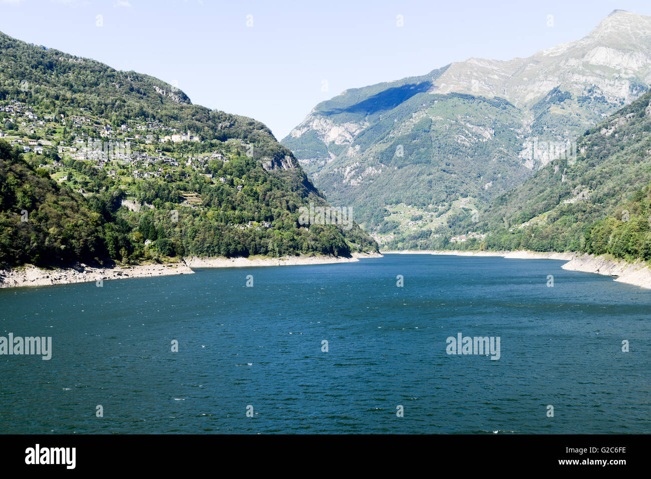 Verzasca Dam James Bond High Resolution Stock Photography and Images ...