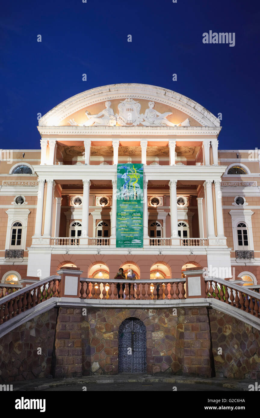 Manaus opera house brazil hi-res stock photography and images - Alamy