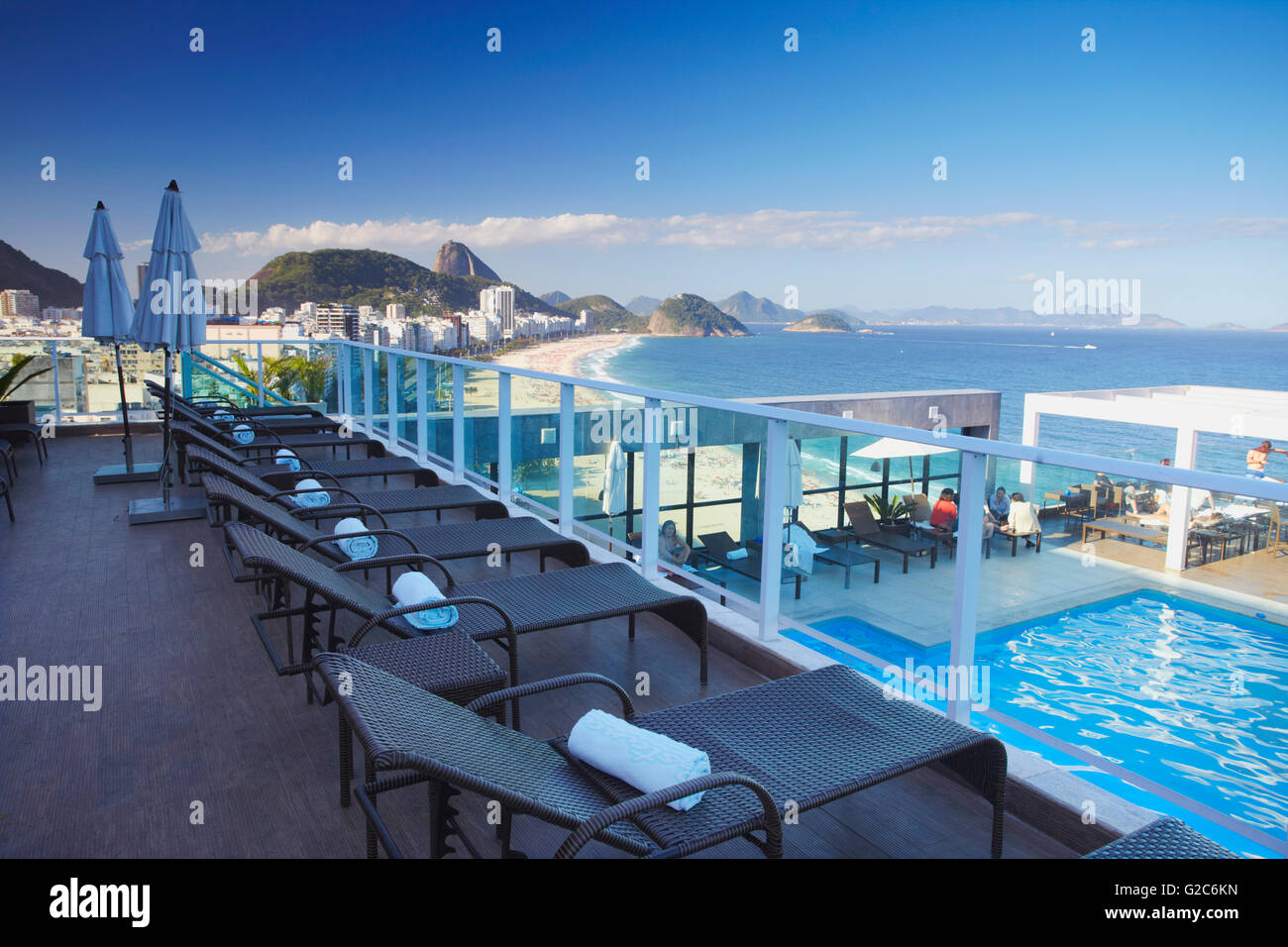 View copacabana beach from rooftop hi-res stock photography and images ...