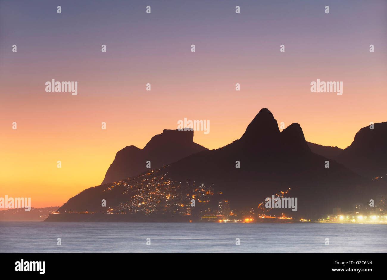 Dois irmaos mountain hi-res stock photography and images - Alamy