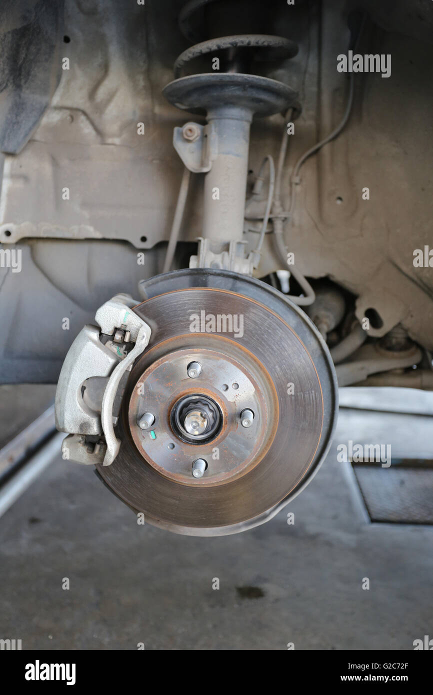 Car hub hi-res stock photography and images - Alamy