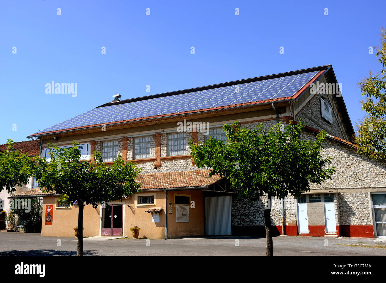 solar roof of a French viticultural cooperative in the vicinity of ...