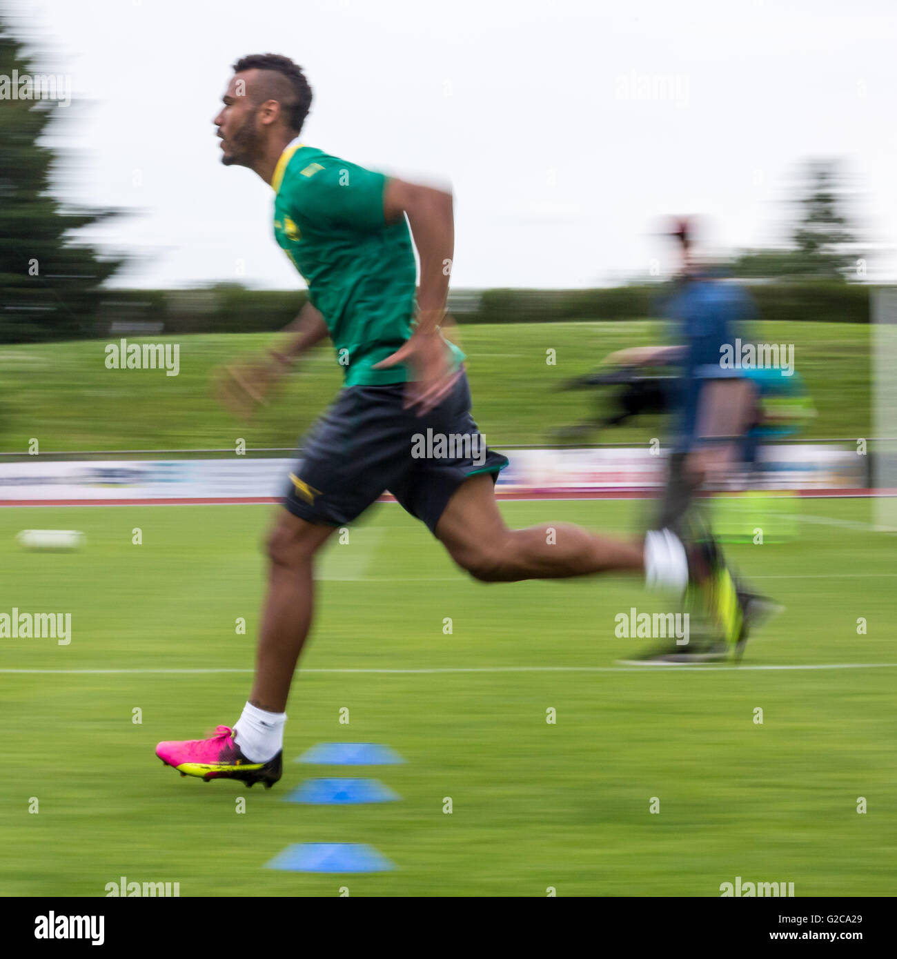 Eric Maxim Choupo Moting Cameroon High Resolution Stock Photography and ...