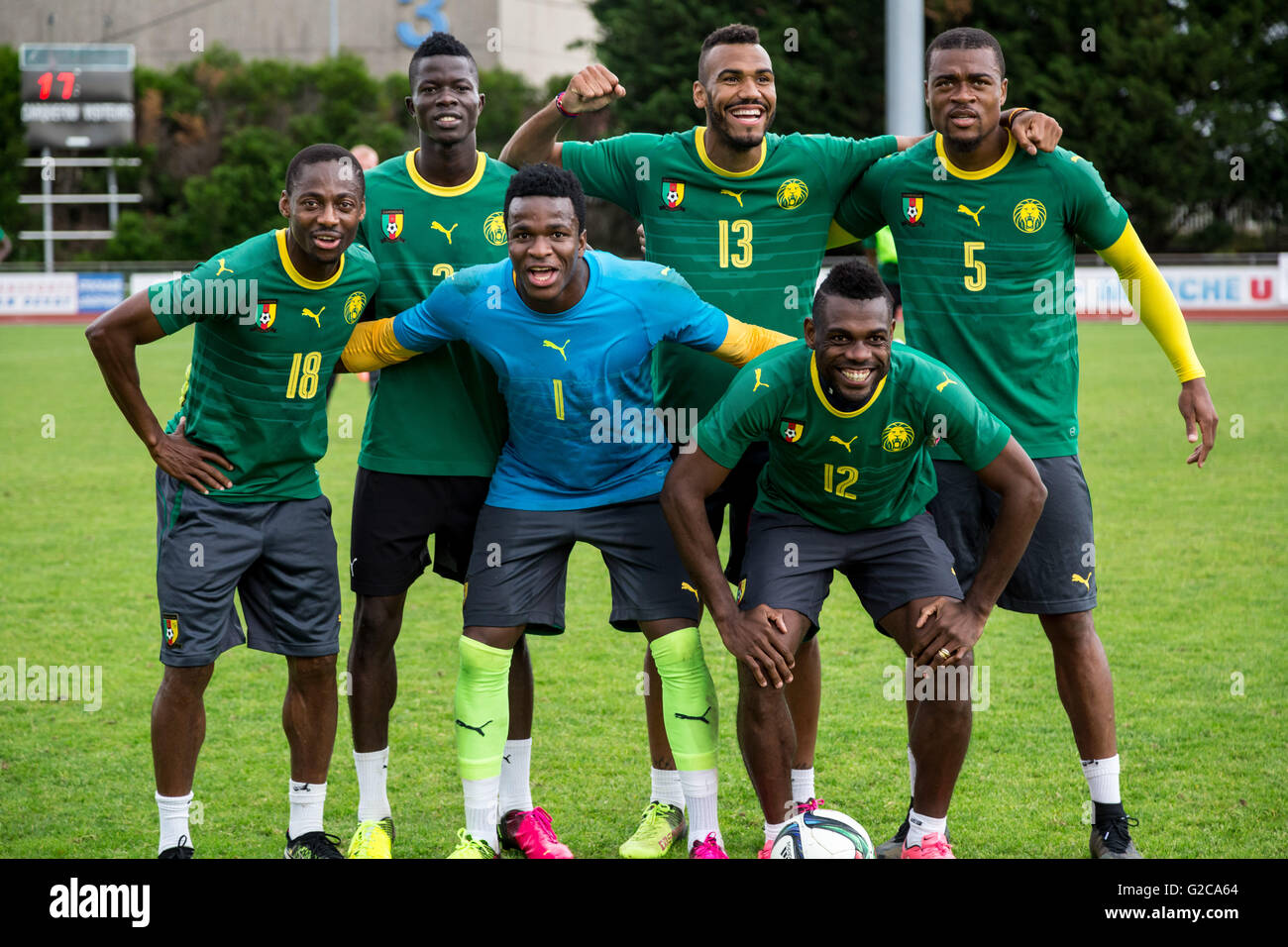 Cameroon football team hi-res stock photography and images - Alamy
