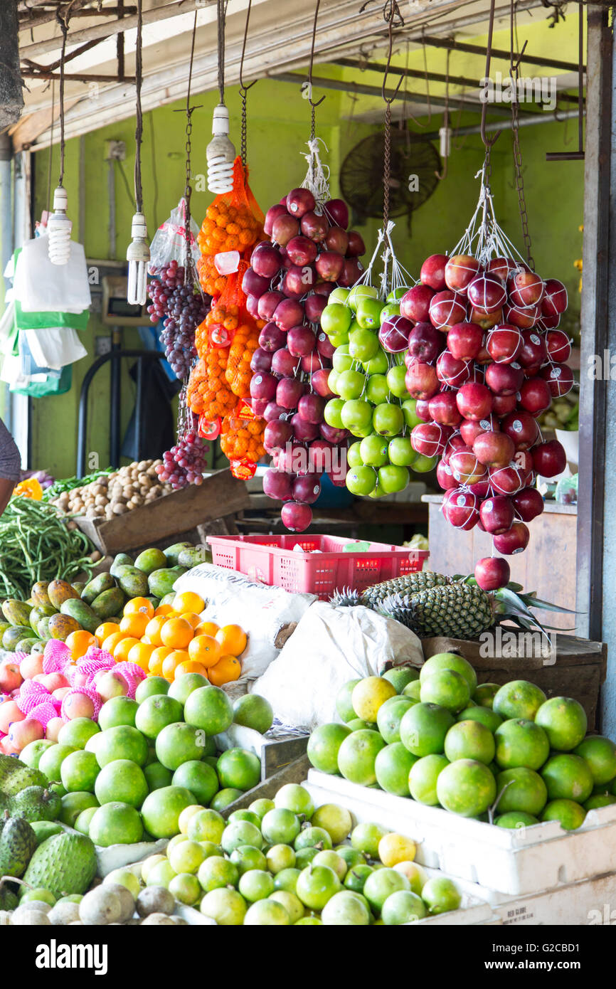 Fruits on the market stall in Galle, Sri Lanka Stock Photo - Alamy