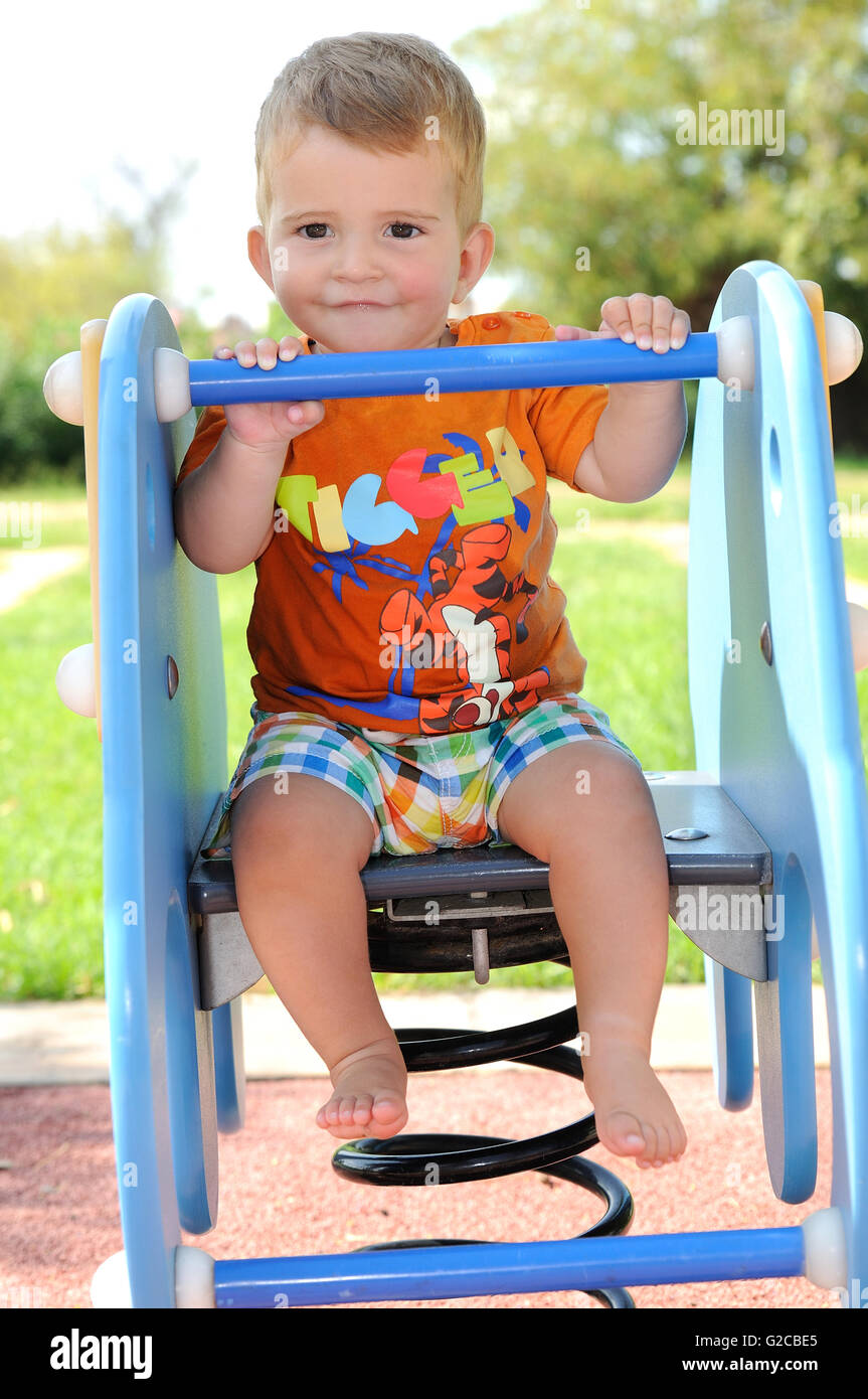 Barefoot boy hi-res stock photography and images - Alamy