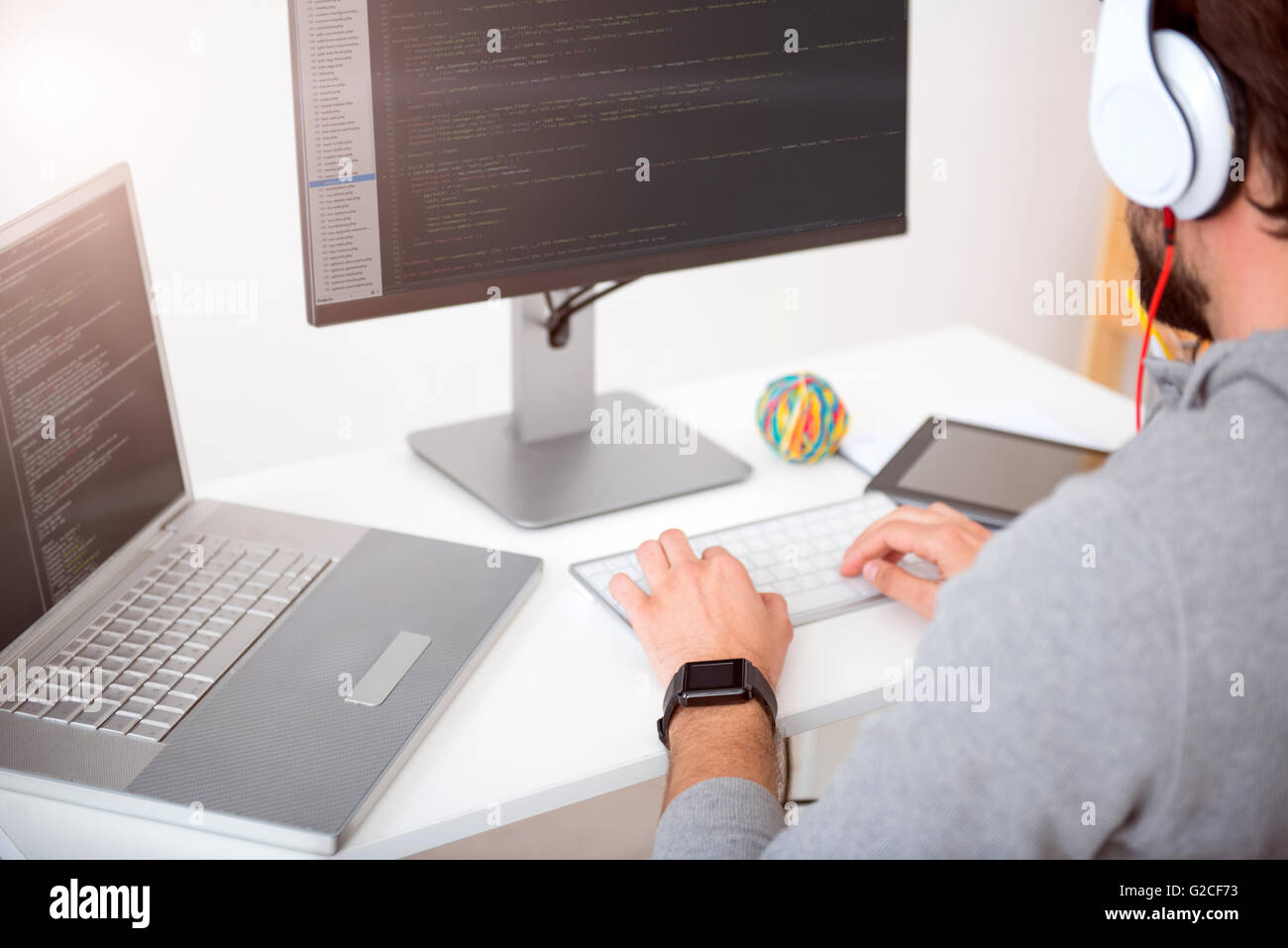 Tapping keyboard hi-res stock photography and images - Alamy