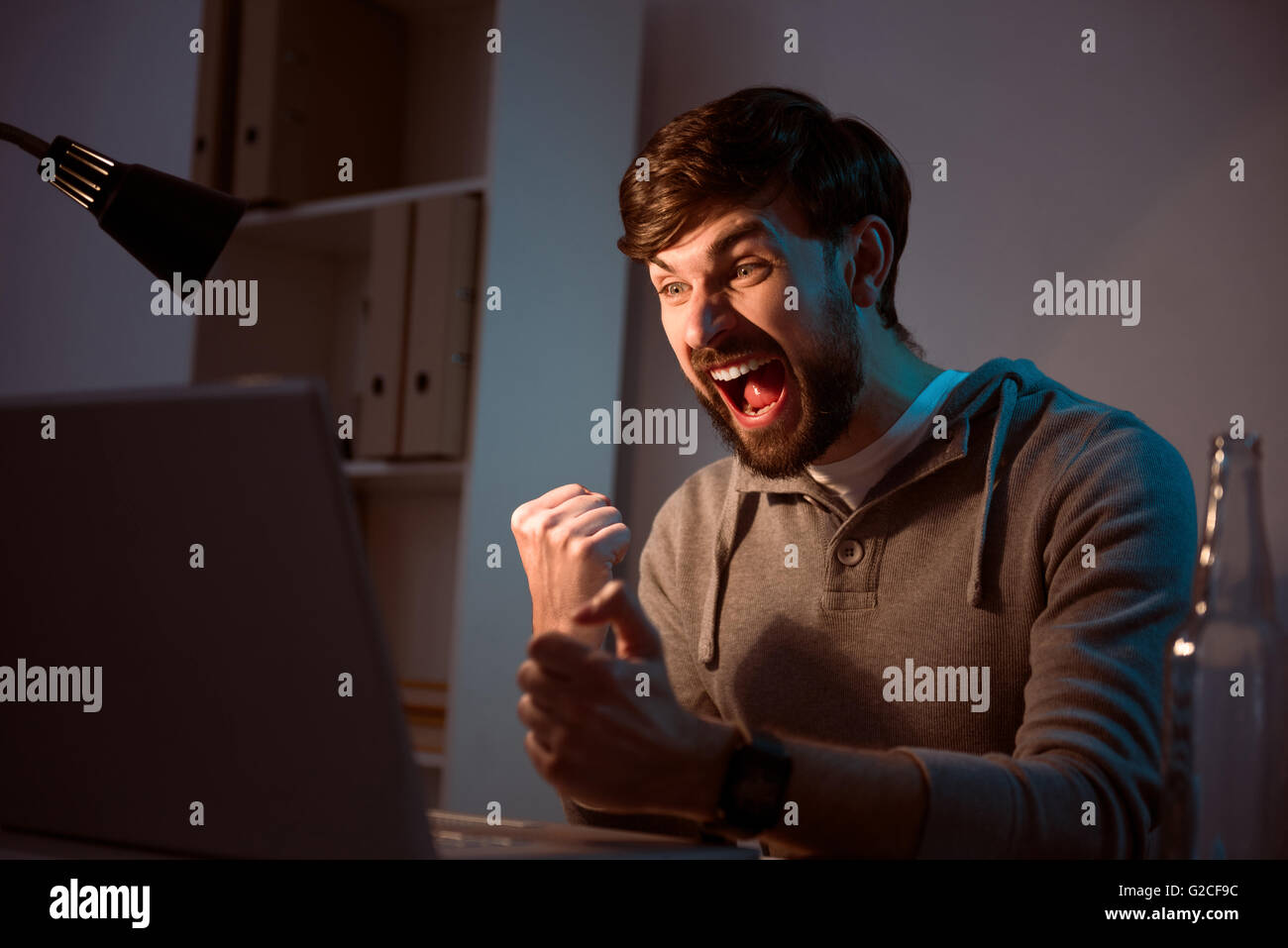 Passionate scream hi-res stock photography and images - Alamy