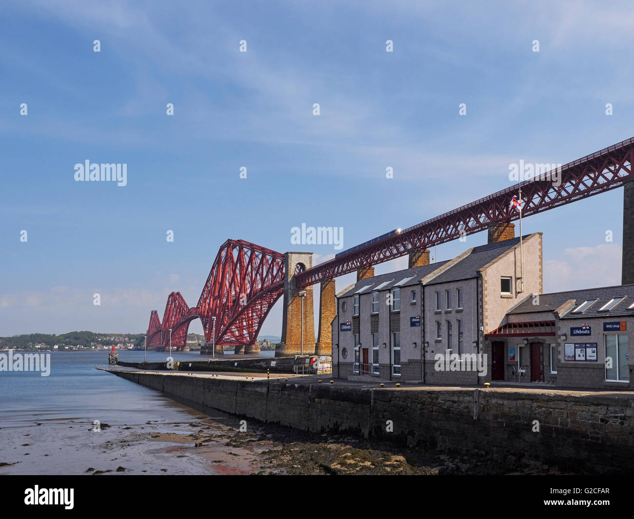 Forth bridge south queensferry hi-res stock photography and images - Alamy