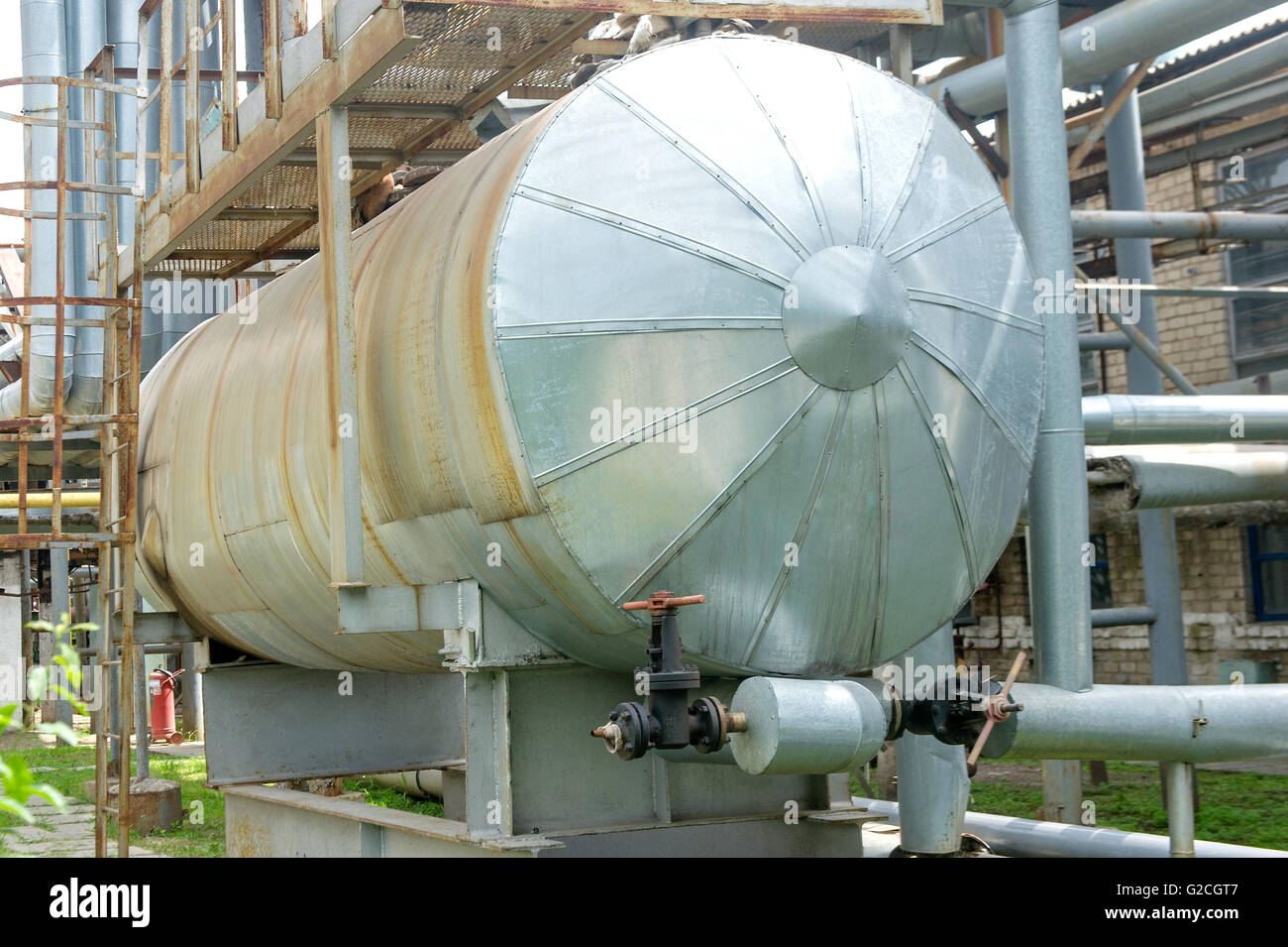 Oil tanks at the gas processing plant Stock Photo - Alamy