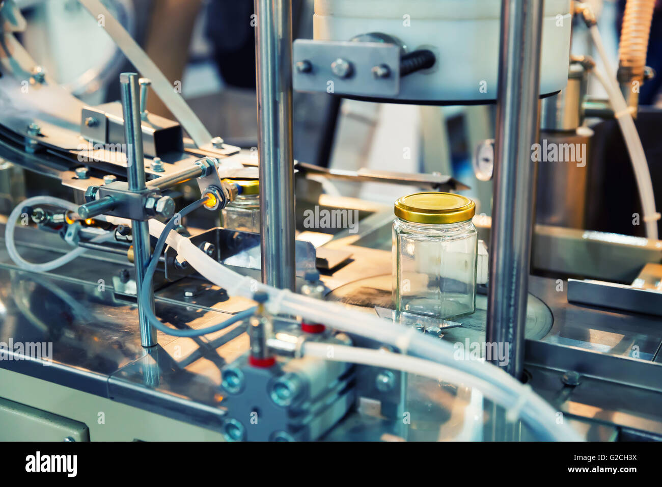 Screw press machine hi-res stock photography and images - Alamy