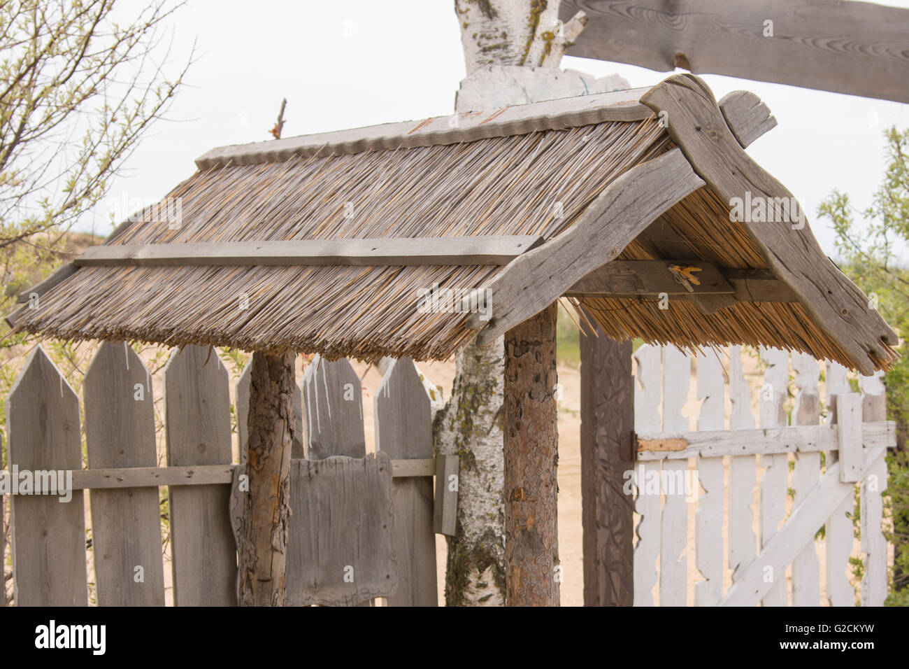 The old thatch Stock Photo - Alamy