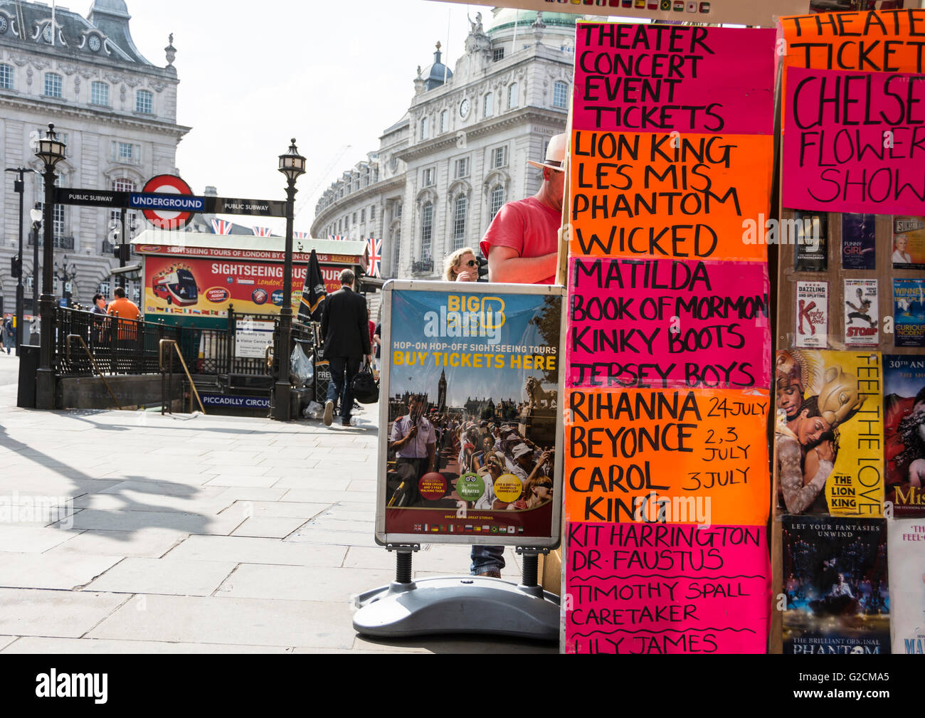 Circus ticket booking office hi-res stock photography and images - Alamy