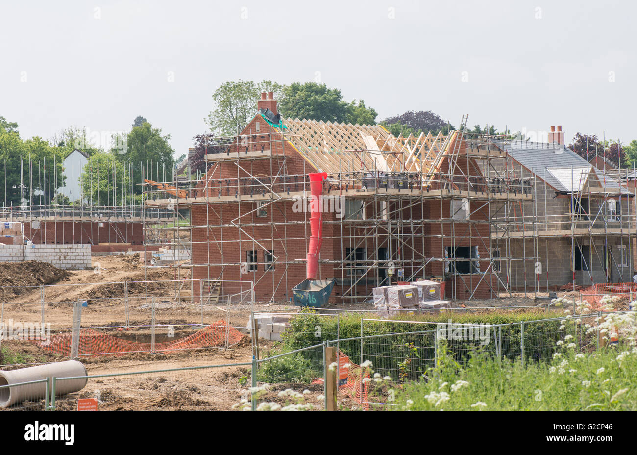 house being built uk Stock Photo - Alamy