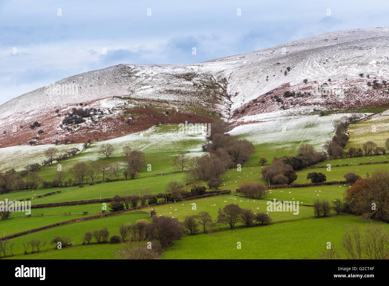 Winter snow on the Black Mountains near Talgarth, Wales, UK Stock Photo ...