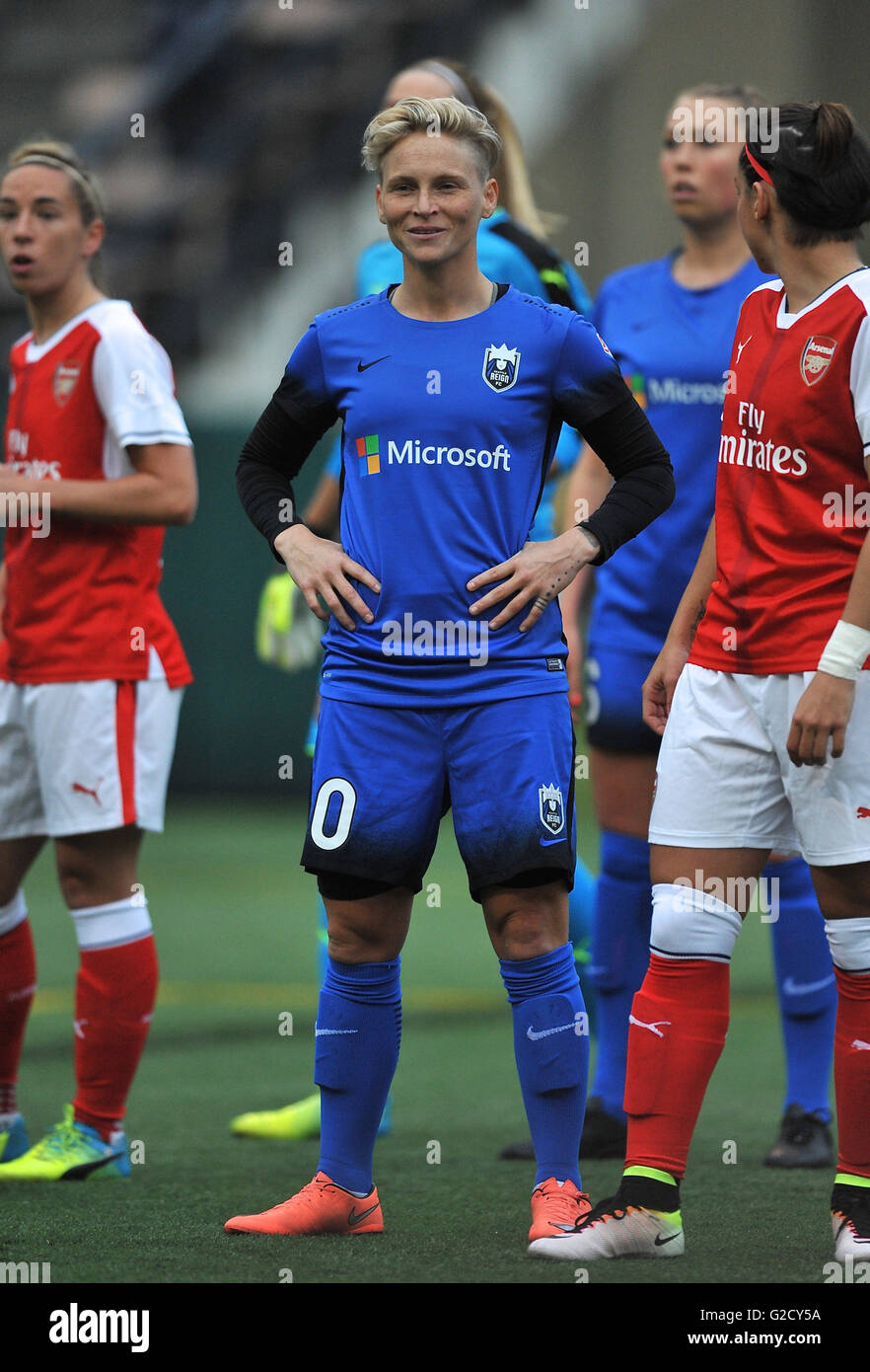 Seattle Reign's Jess FIshlock (10) is in position for a Reign corner ...