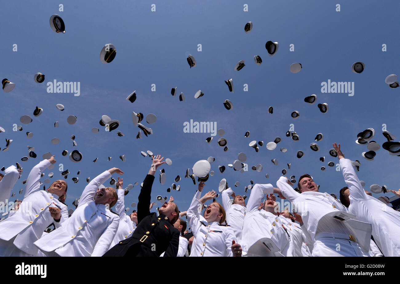 Usna graduation hi-res stock photography and images - Alamy