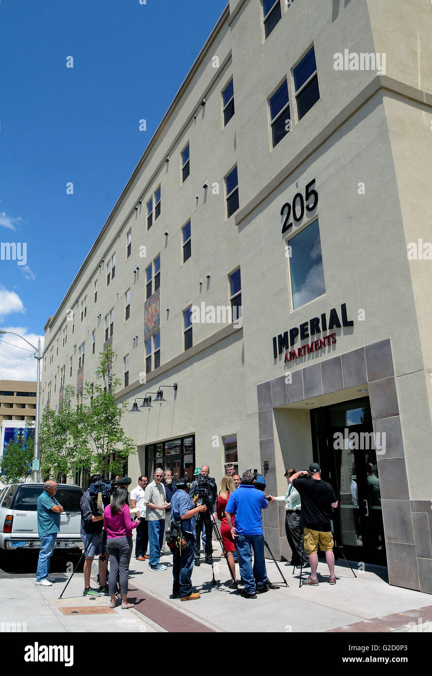 May 27, 2016 - Albuquerque, NM, U.S. - Mayor Richard J. Berry along ...