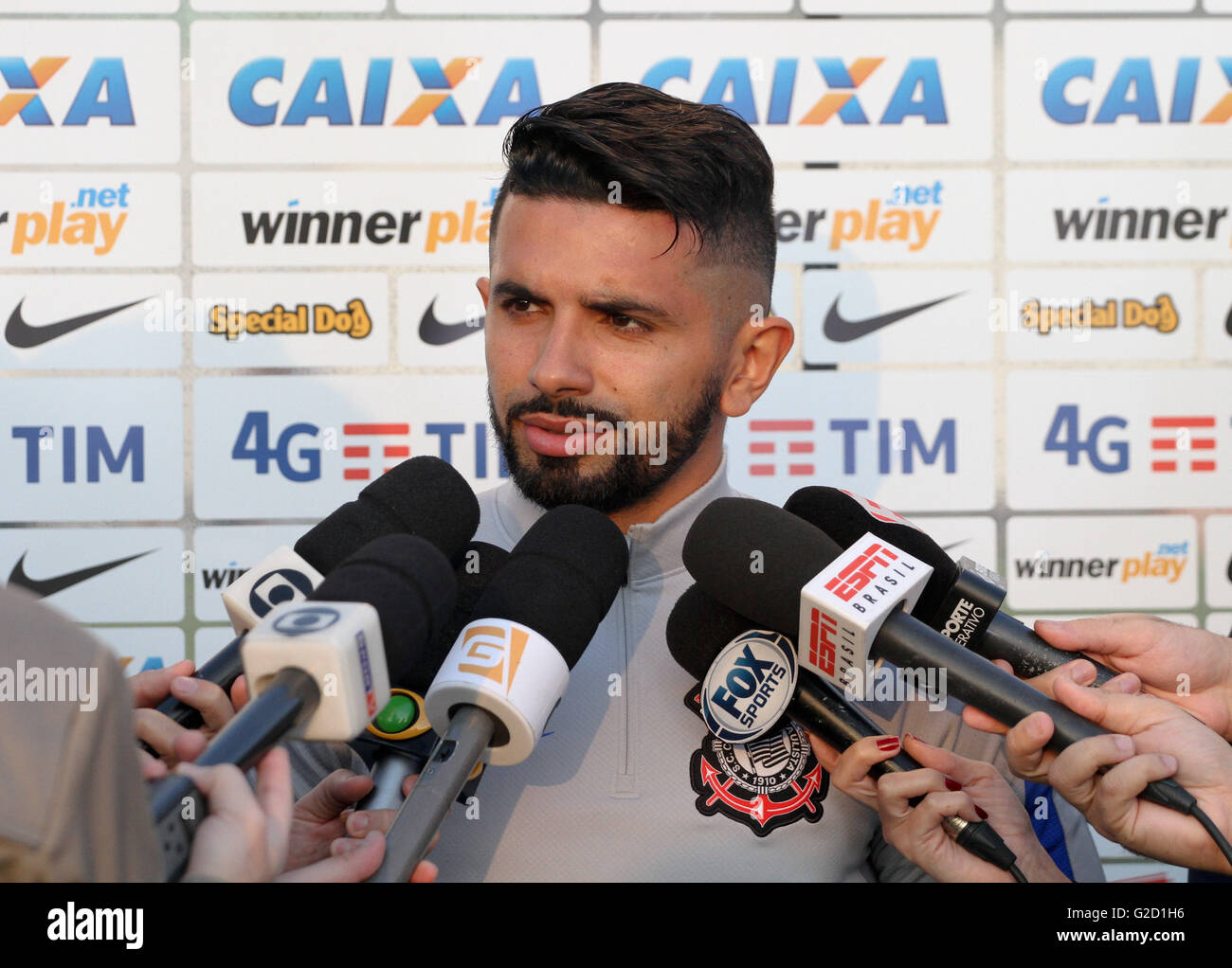 SAO PAULO, Brazil - 05/27/2016: TRAINING CORINTHIANS - William during a ...