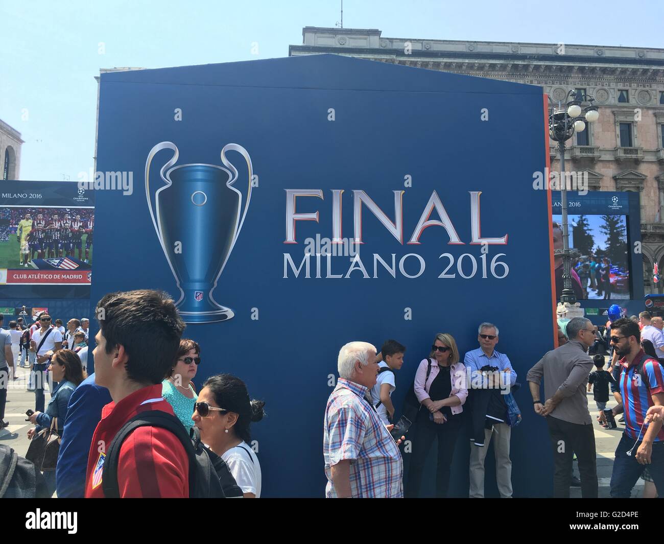 Real madrid 2016 champions league hi-res stock photography and images ...