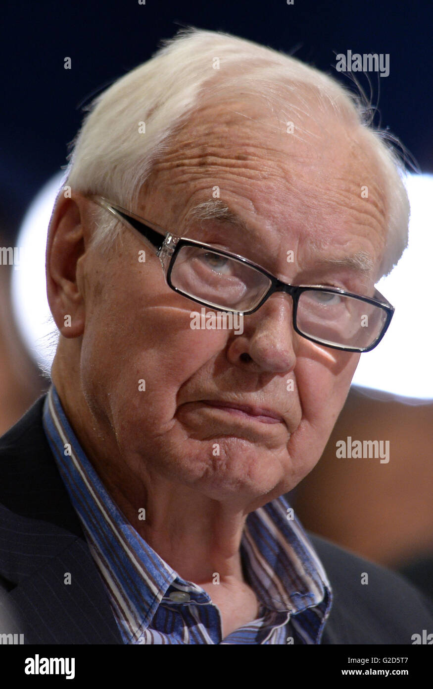 The last Prime Minister of the GDR, Hans Modrow, attends the federal ...