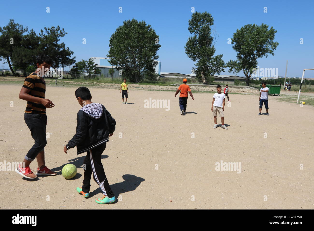 Diavata Refugee Camp High Resolution Stock Photography and Images - Alamy