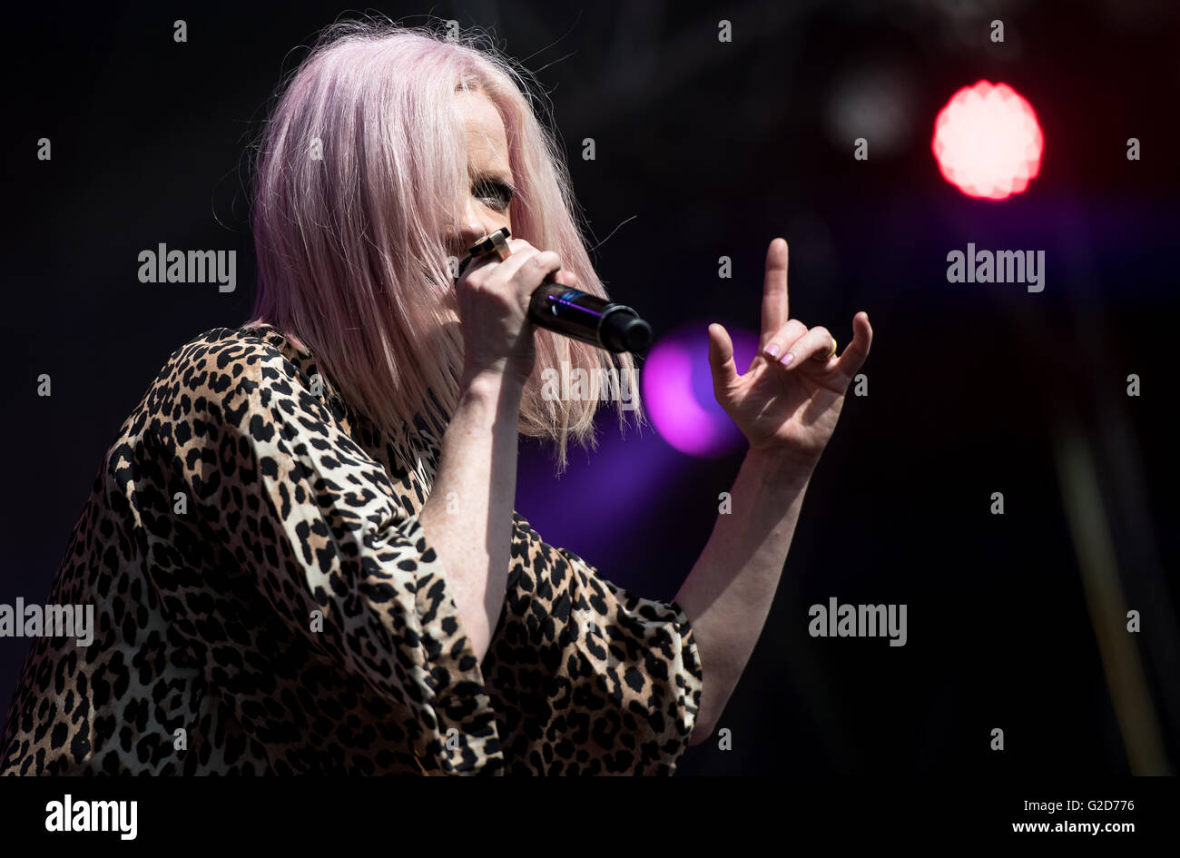Garbage band hi-res stock photography and images - Alamy