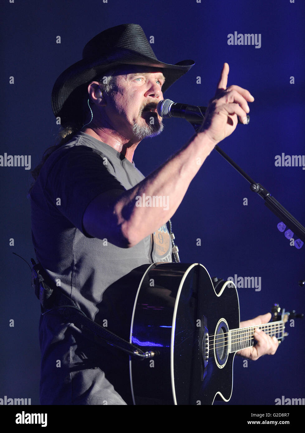 Trace adkins hi-res stock photography and images - Alamy