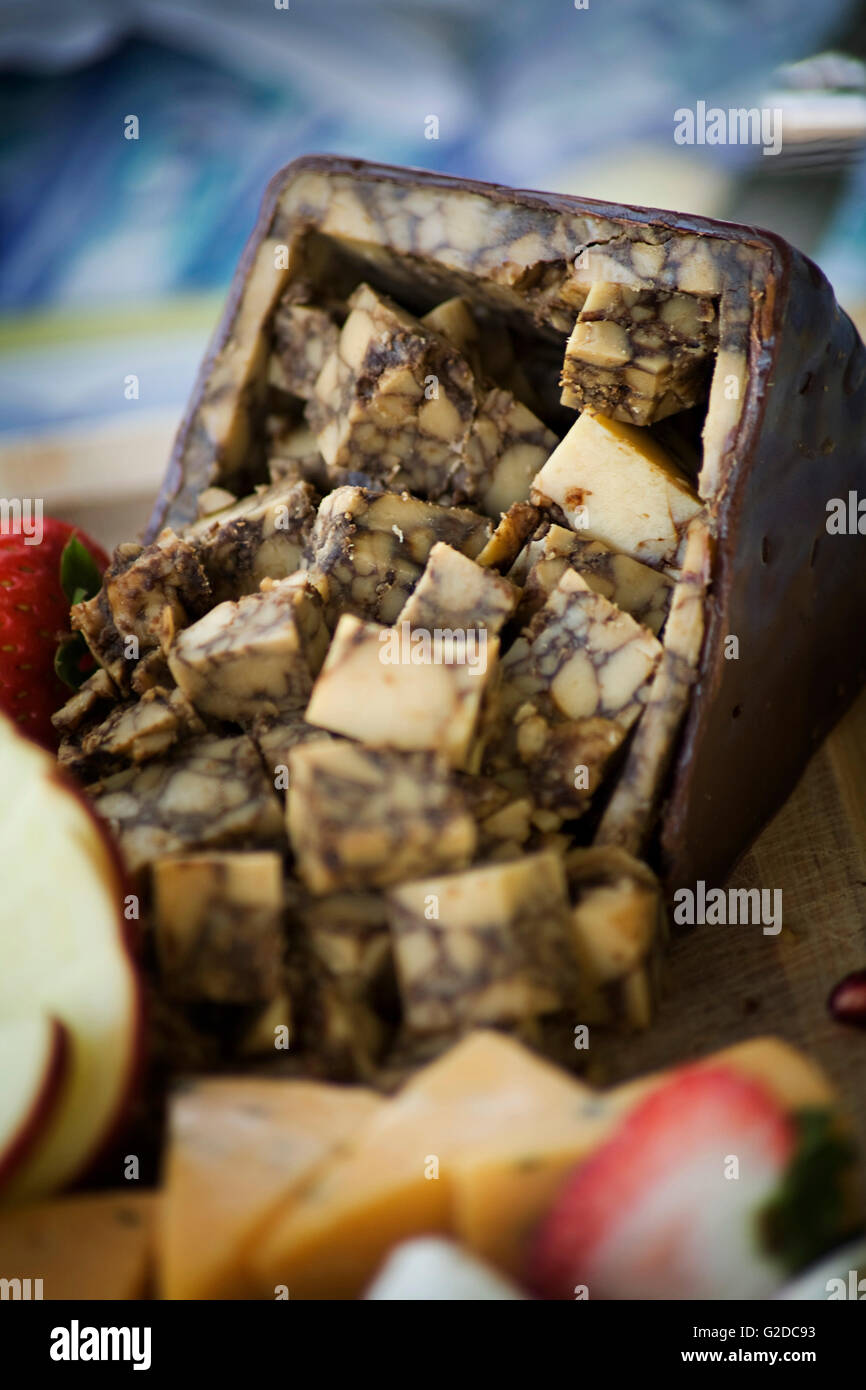 Cubes of cheese hi-res stock photography and images - Alamy