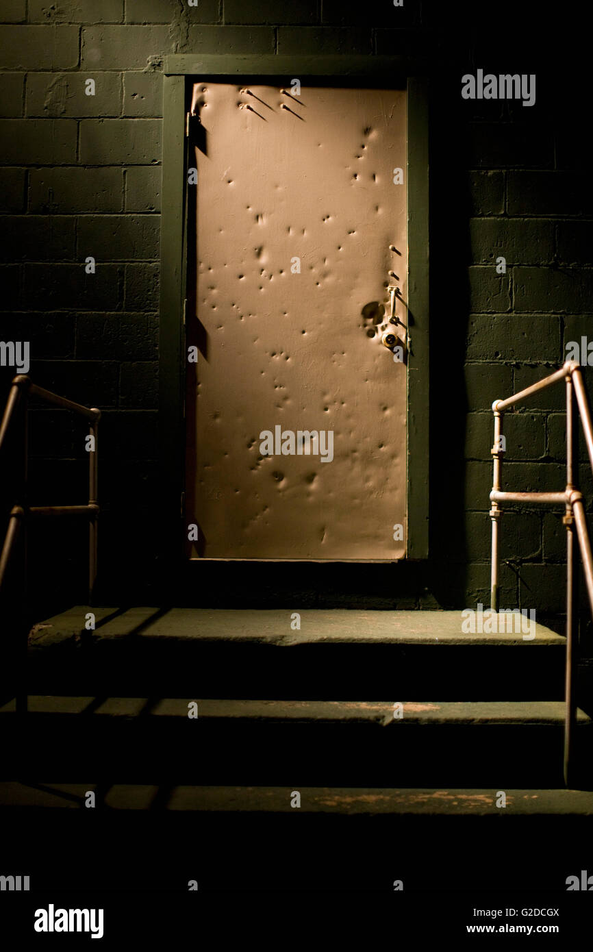 Dramatic stairs hi-res stock photography and images - Alamy