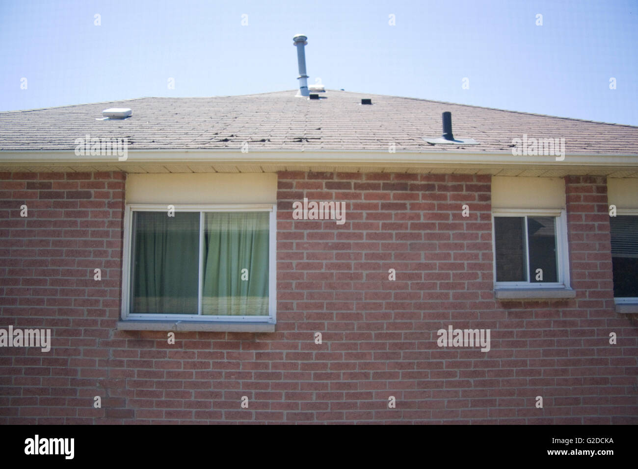 Exterior residential brick house hi-res stock photography and images ...
