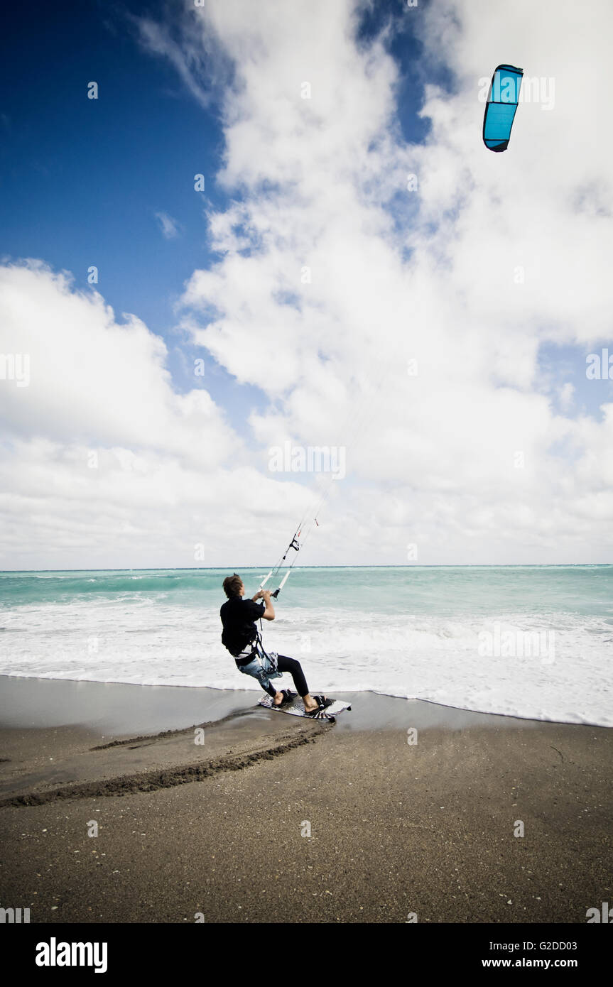 Kite Surfer Ready to Enter Ocean Stock Photo - Alamy
