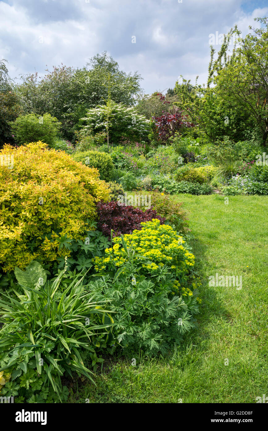 Informal gardening hi-res stock photography and images - Alamy