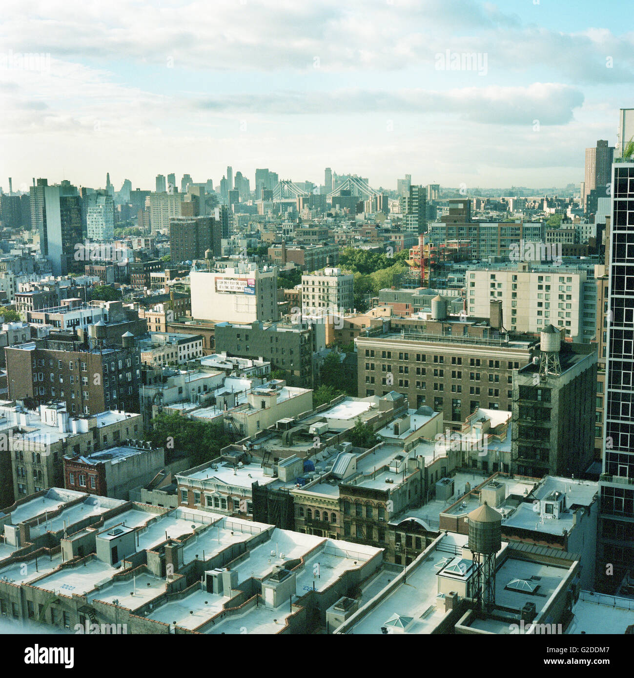 New york city rooftops hi-res stock photography and images - Alamy